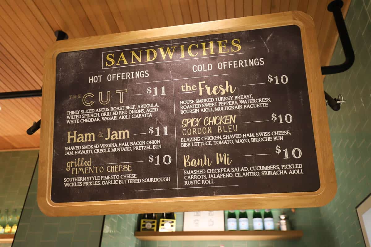 Java (Coffee, Eats, and Sweets) at Disney's Swan Resort