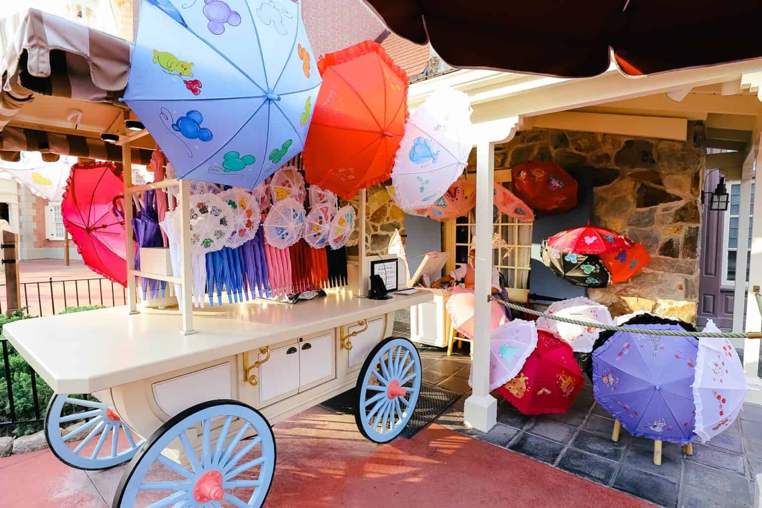 Touring Liberty Square at Magic Kingdom (Attractions, Shopping, and Dining)