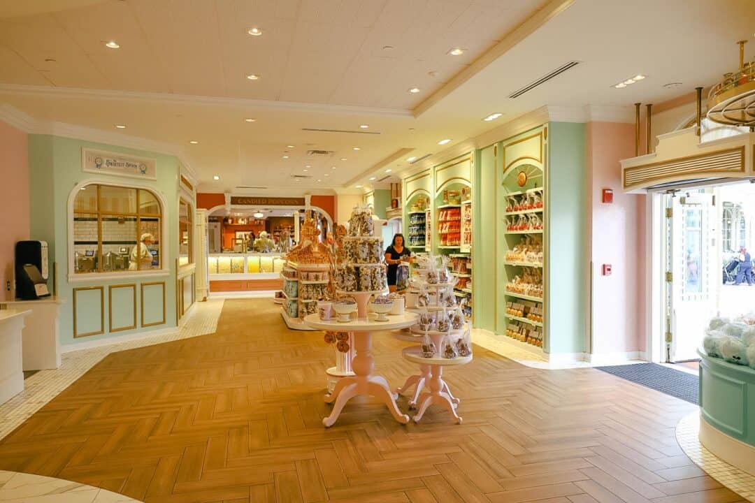 Main Street Confectionery at Magic Kingdom (The Best Sweet Stop)