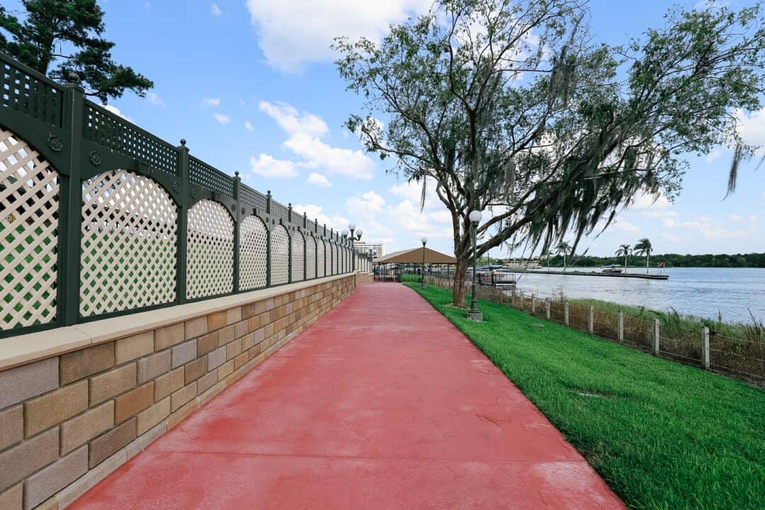 The Grand Floridian Walkway to Magic Kingdom (Photos + Distance)
