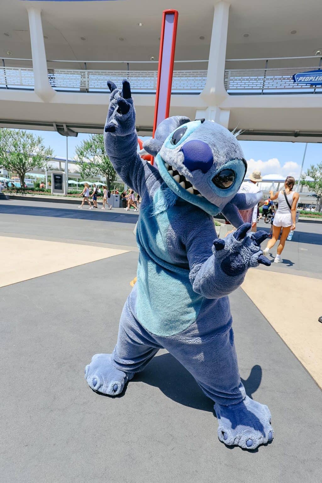 Here's Everywhere to Meet Your Favorite Blue Alien (Stitch) at Disney ...