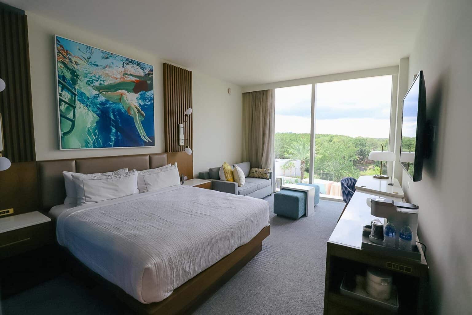 Disney's Swan Reserve Room Tour (Guest Room with King Bed and Pool View ...