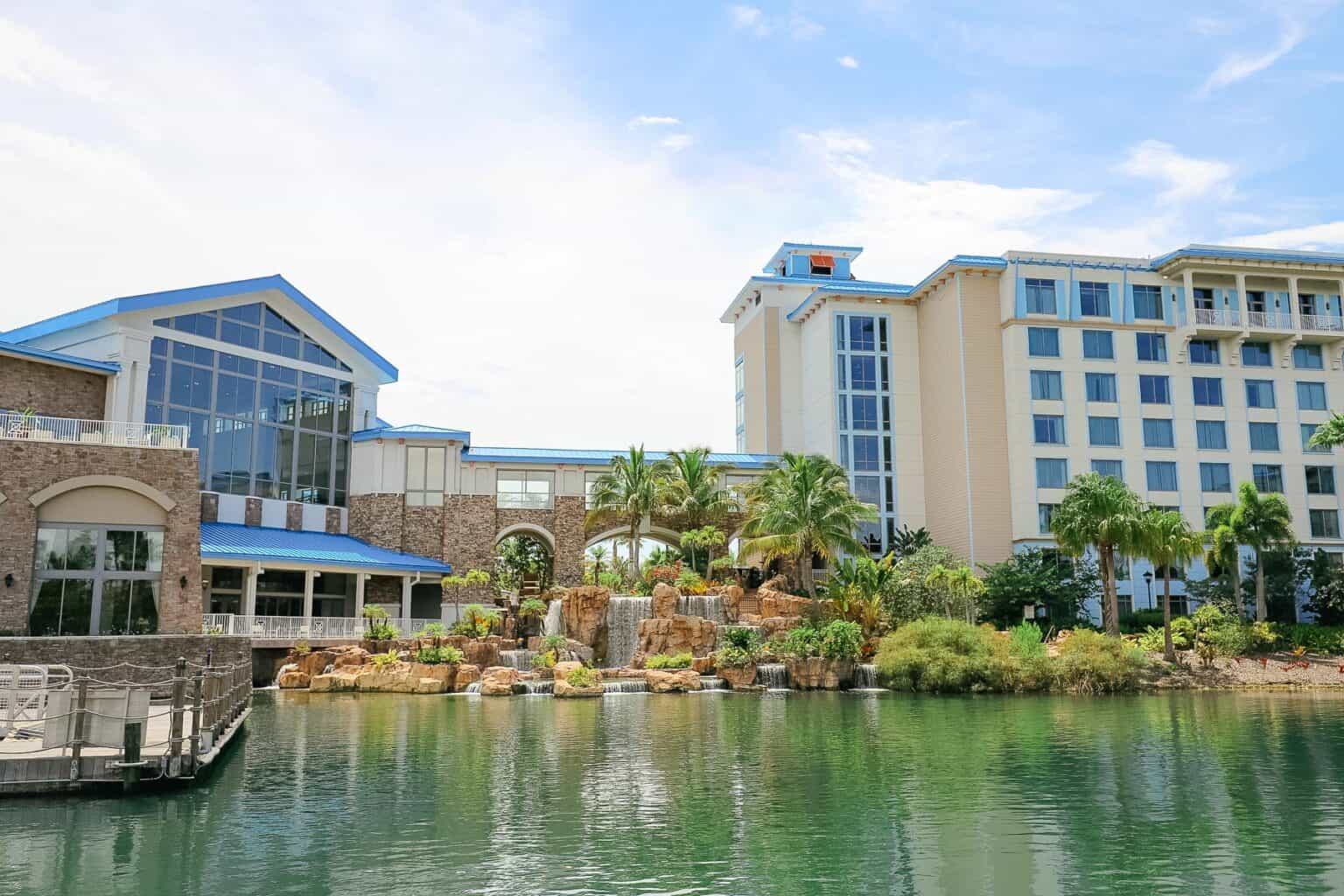 Loews Sapphire Falls Resort Review (Universal Studios Orlando)
