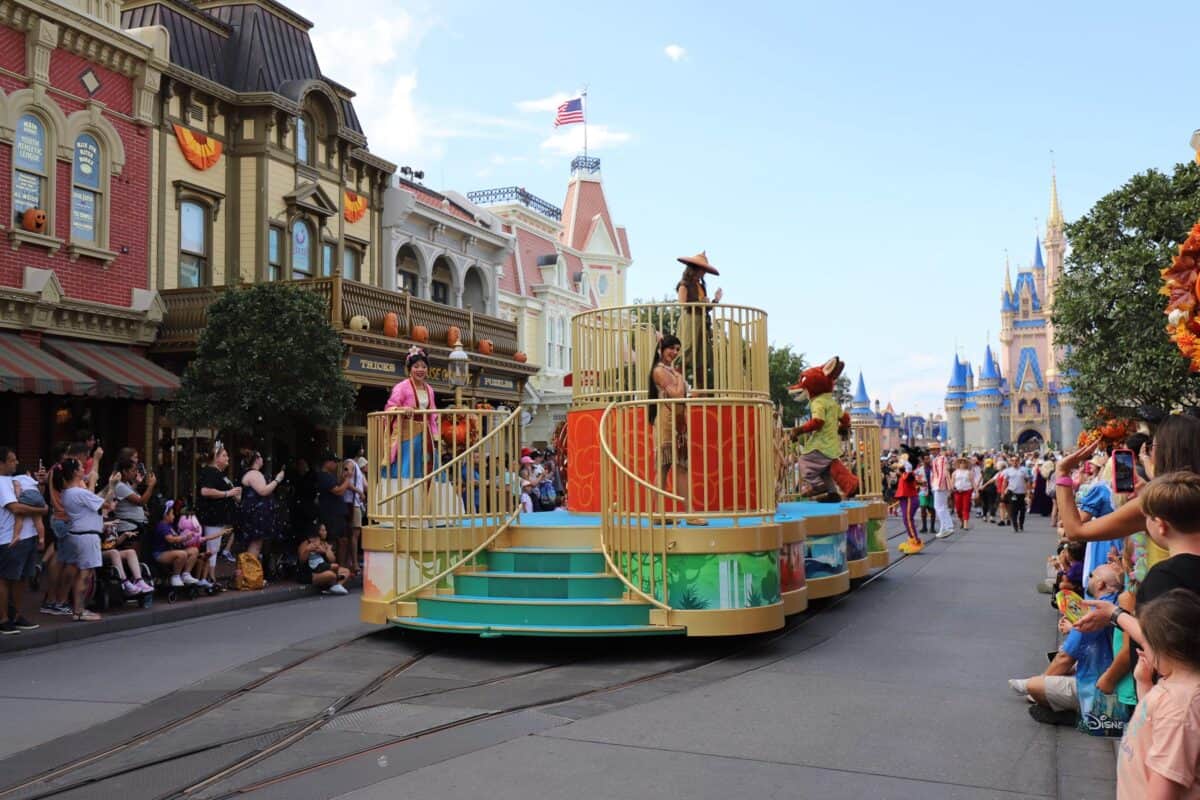Tips for Seeing Disney's Adventure Friends Cavalcade at Magic Kingdom ...