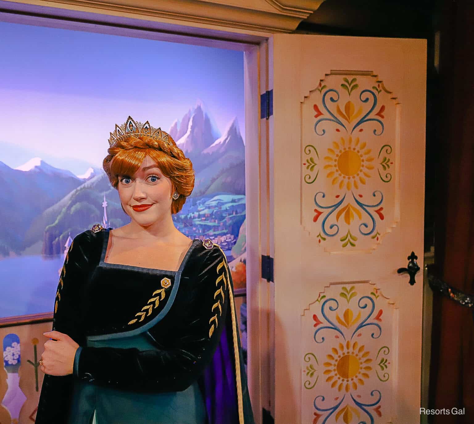 Meet Anna and Elsa at Epcot's Royal Sommerhus