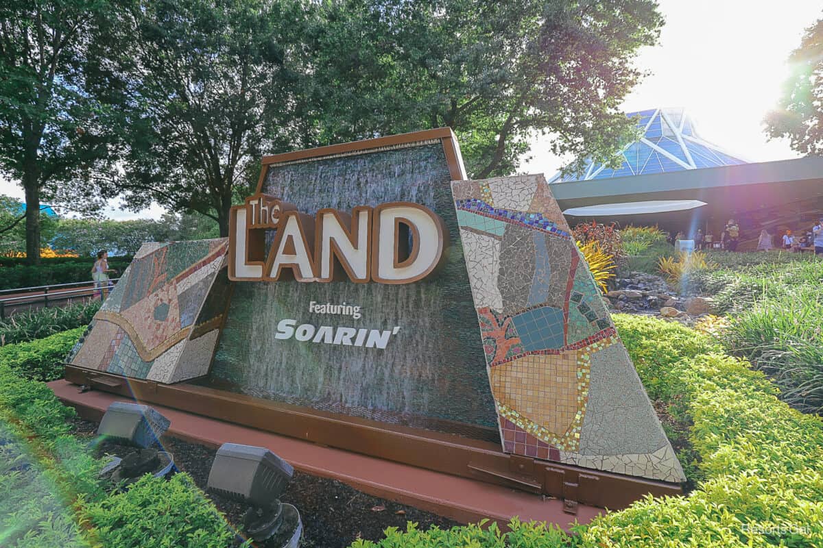 Awesome Planet at Epcot (An Attraction Guide) - Resorts Gal