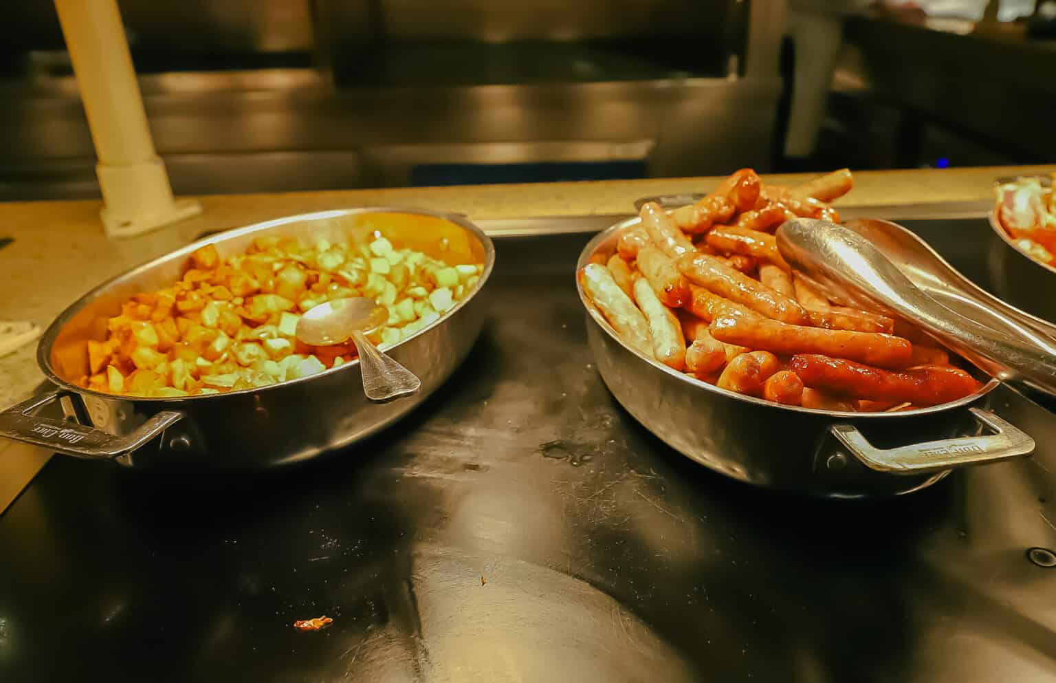 Cape May Cafe Breakfast Review (Minnie's Beach Bash Breakfast Buffet ...