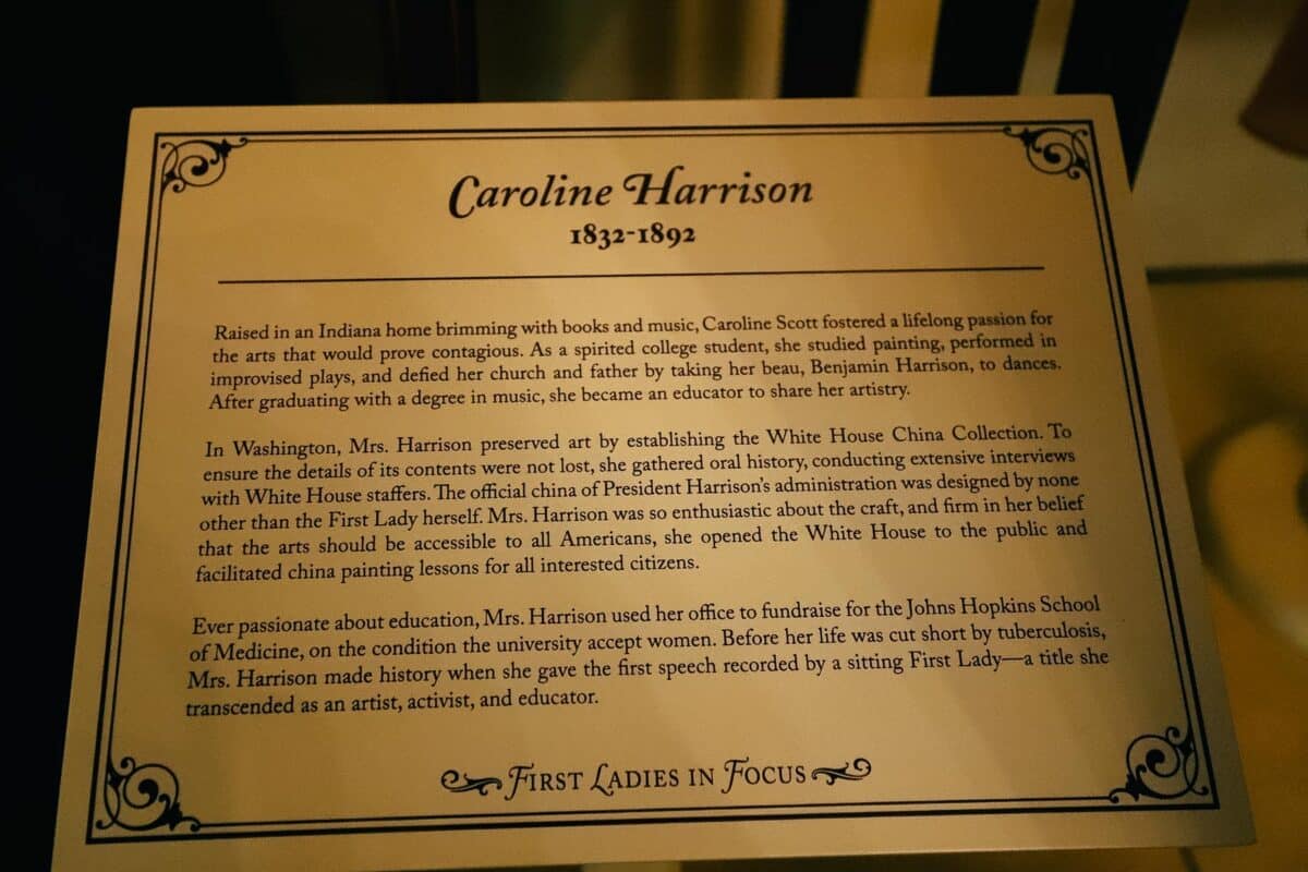 The Hall of Presidents at Magic Kingdom (An Attraction Guide)