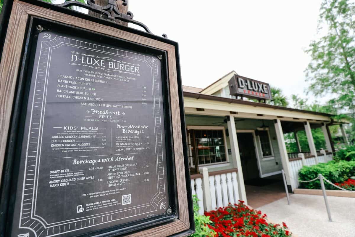 D-Luxe Burger Review at Disney Springs - Resorts Gal