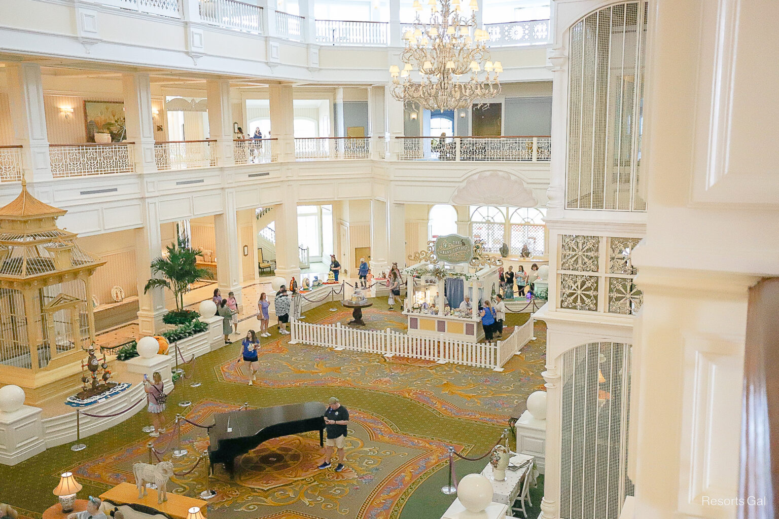 Easter Egg Display Dates and Details for Disney's Resort Hotels in 2025