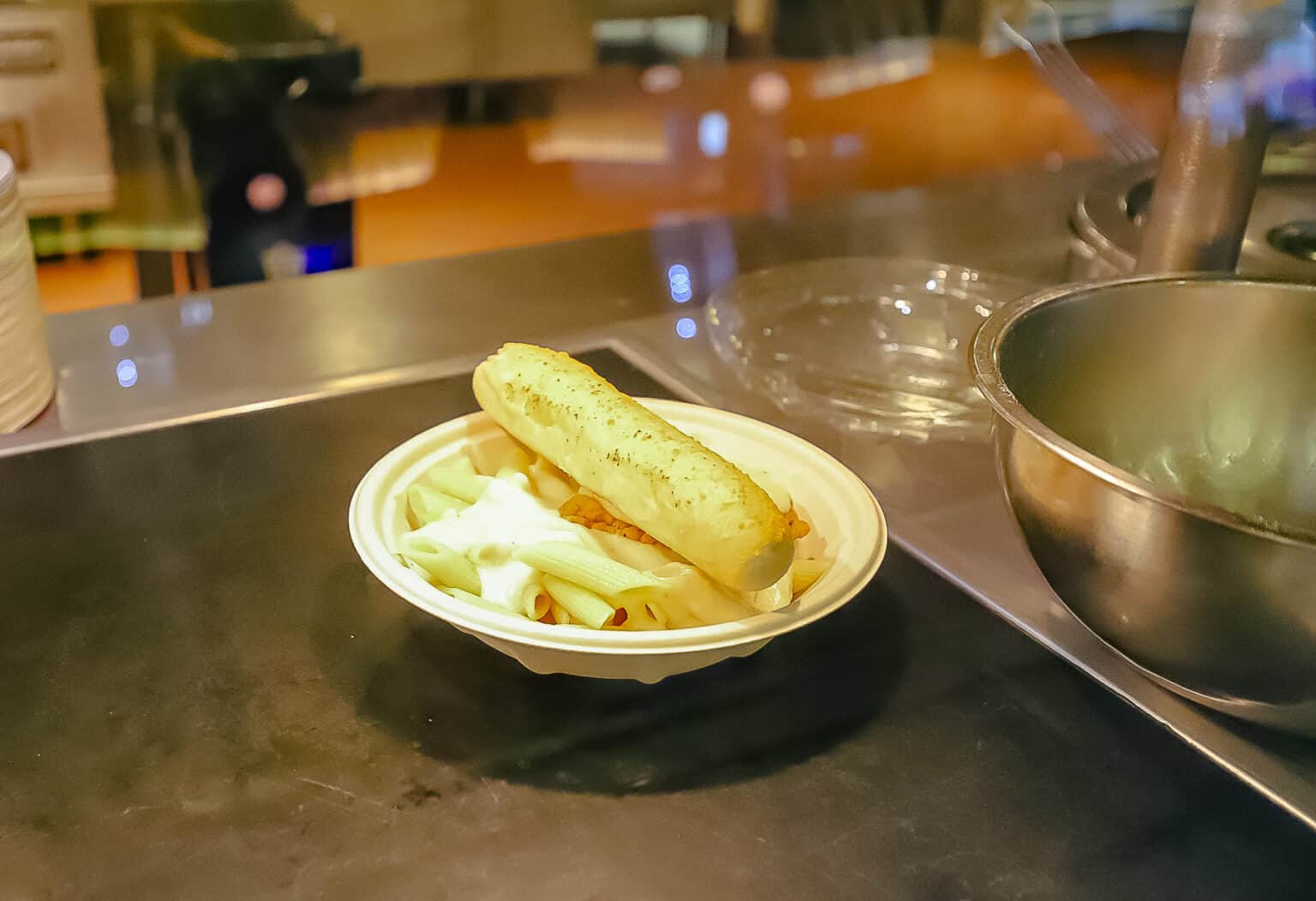 Disney's Pop Century Resort Restaurants Guide - Resorts Gal