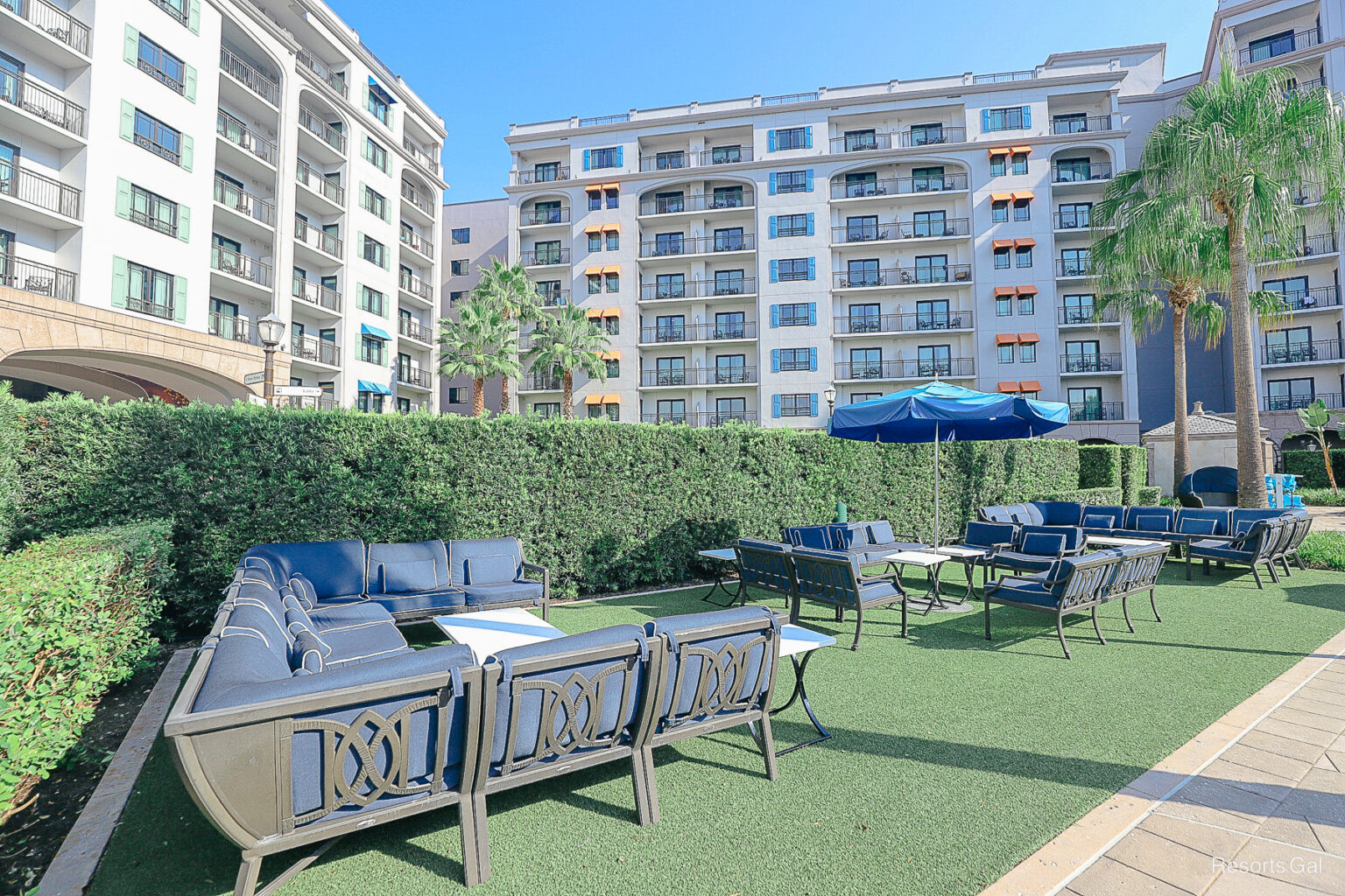 Disney's Riviera Resort Pool Guide (Photos and Amenities)