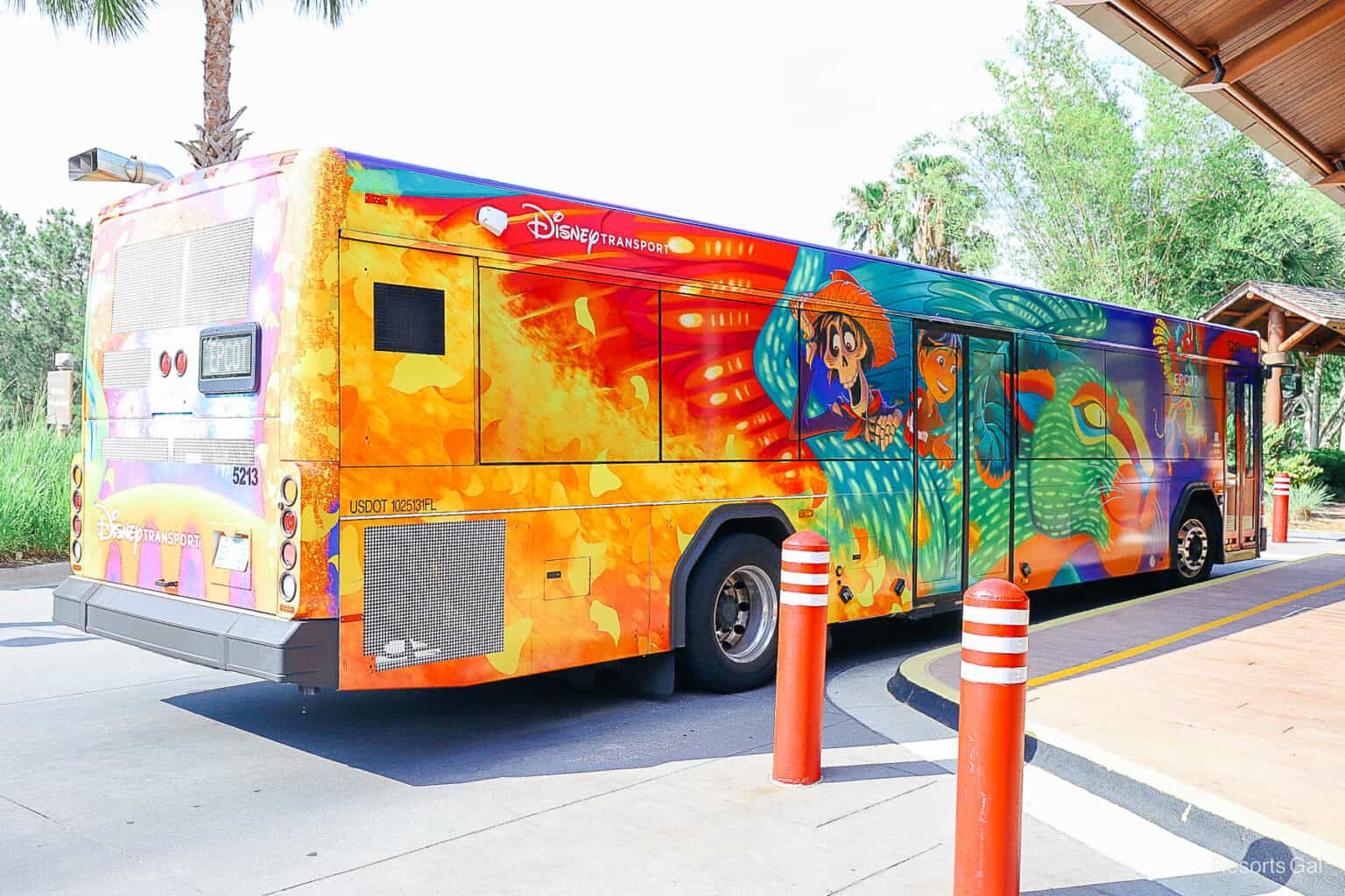 Disney’s Complimentary Bus Transportation (Everything You Need to Know ...