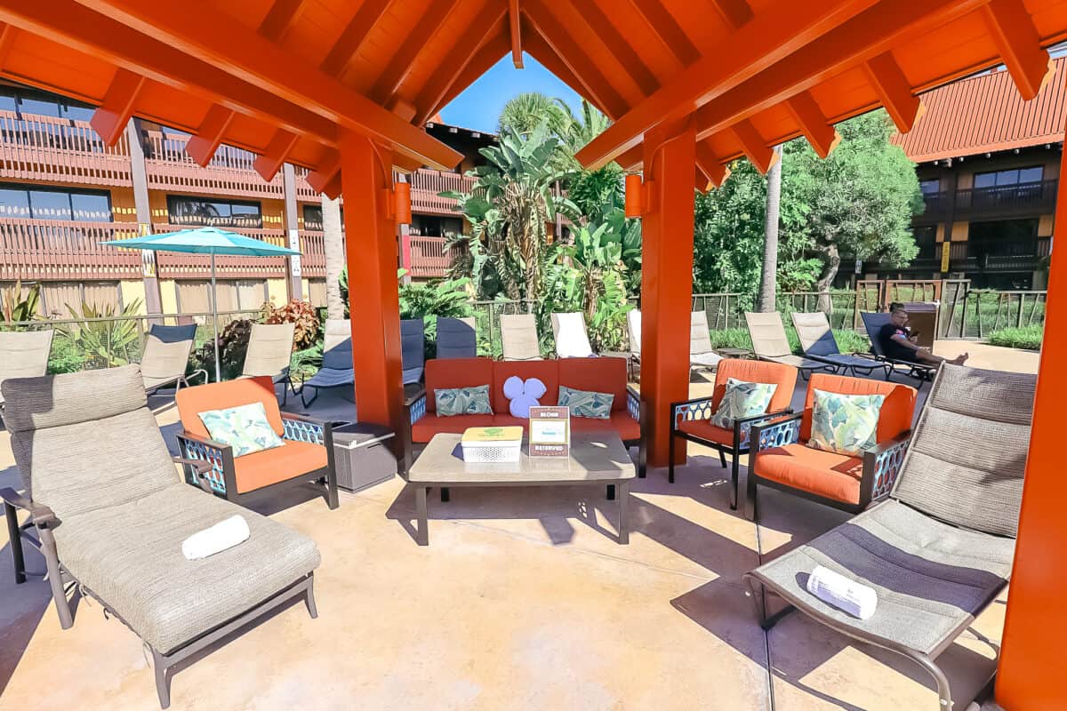 Review: Renting a Poolside Cabana at Disney World - Resorts Gal