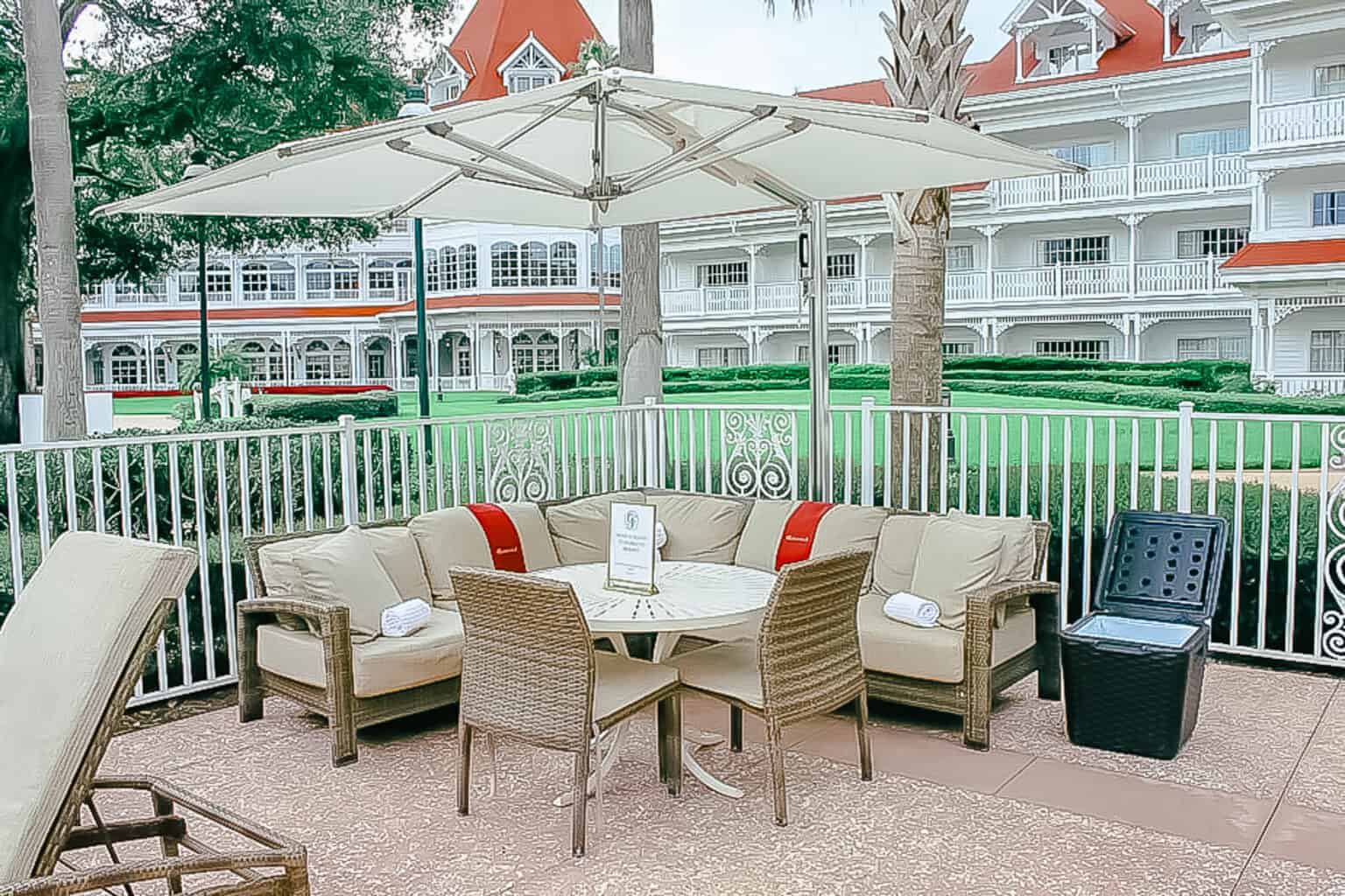 Review: Renting a Poolside Cabana at Disney World - Resorts Gal