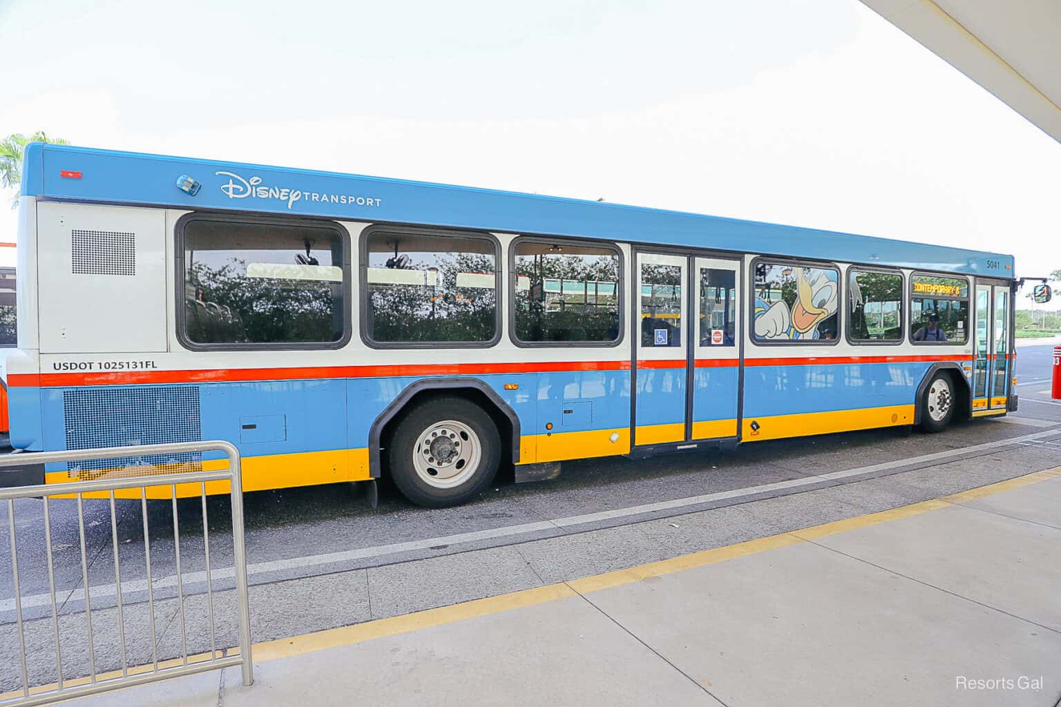 A Guide to Disney World's Resort Bus Schedule (With Hours and Destinations)