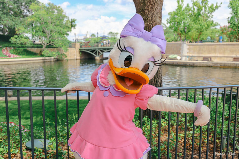 EPCOT Character Meet-and-Greets (The Complete Guide for 2026)