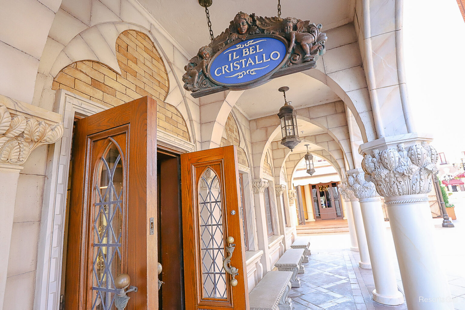 Epcot's Italy Pavilion (Entertainment, Dining, and Shopping) - Resorts Gal