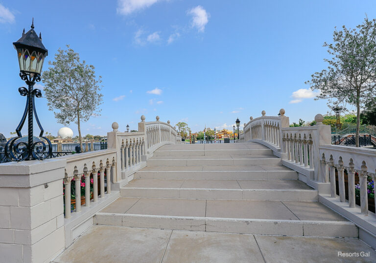 Epcot's Italy Pavilion (Entertainment, Dining, and Shopping) - Resorts Gal