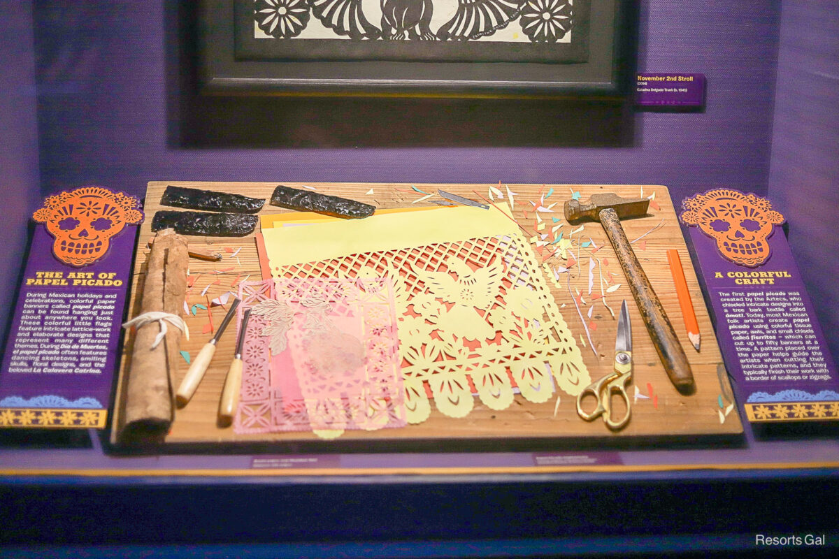 ‘Remember Me!’ La Celebración del Día de Muertos (Mexican Folk Art ...