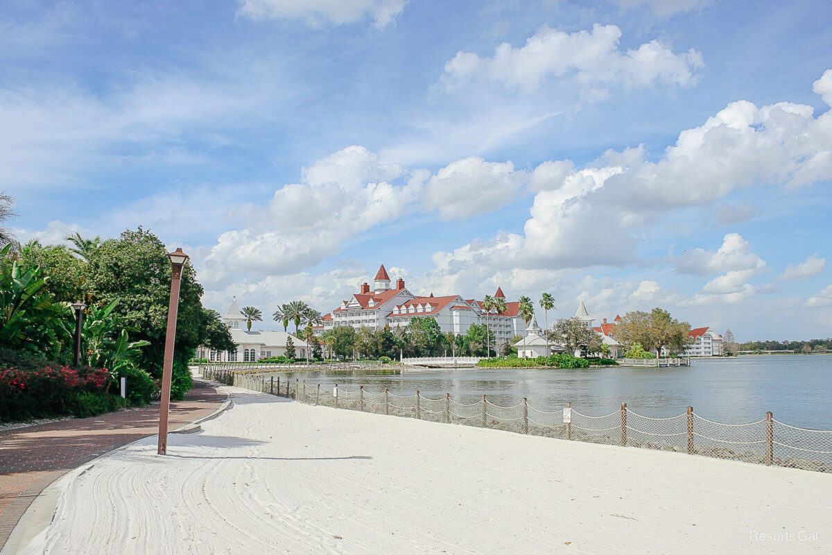 A Dose of Nostalgia: The Former Walking Path Between Disney's ...