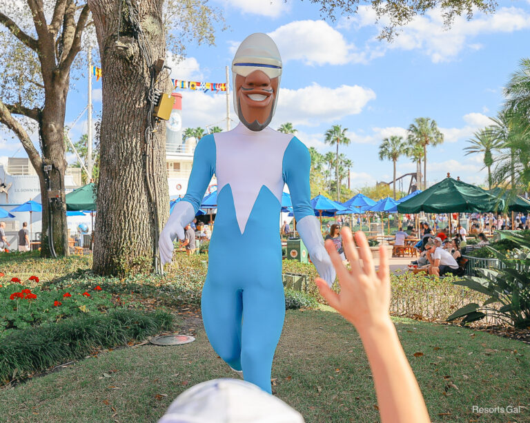 See Frozone as a Character Sighting at Disney's Hollywood Studios