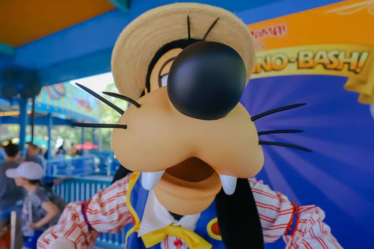 Meet Goofy in His Carnival Outfit at Dinoland U.S.A. at Disney's Animal ...