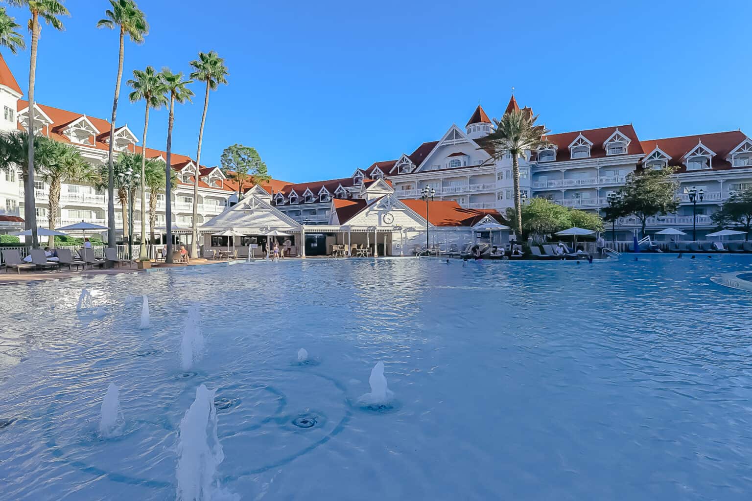 Disney's Grand Floridian Resort and Spa Pool Guide (Photos and Amenities)