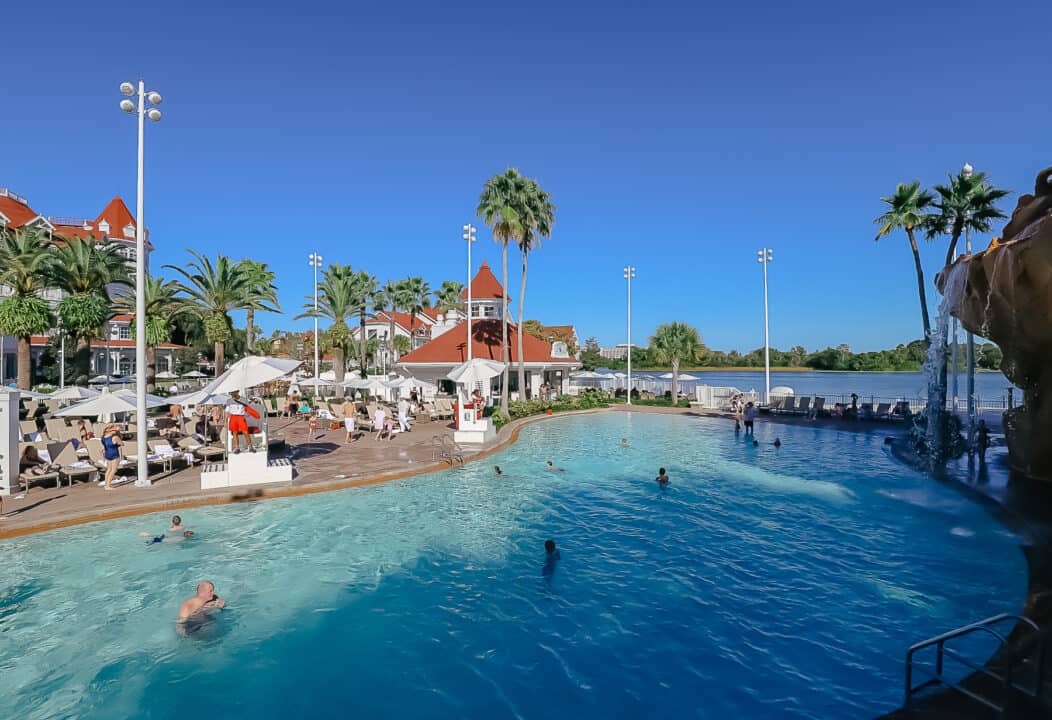 Disney's Grand Floridian Pools (A Resorts Gal Guide)
