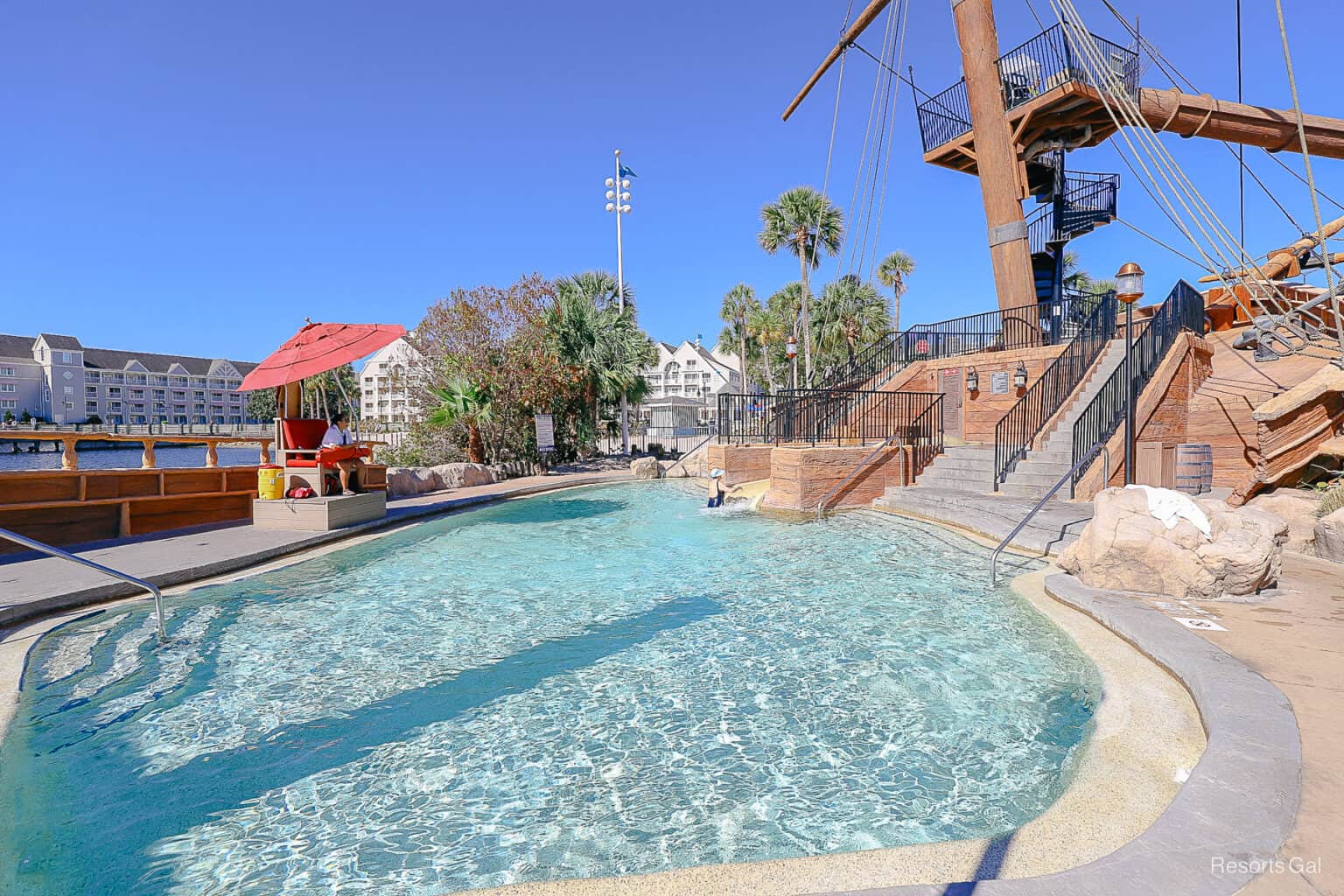 This Hidden Shipwreck Kiddie Pool is One of Disney's Beach Club's Best ...