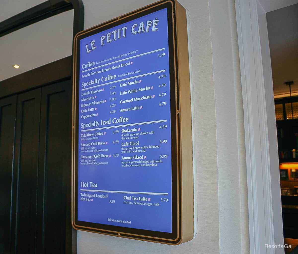 Le Petit Cafe Review (Coffee, Cocktails, & Sweets at Disney's Riviera ...