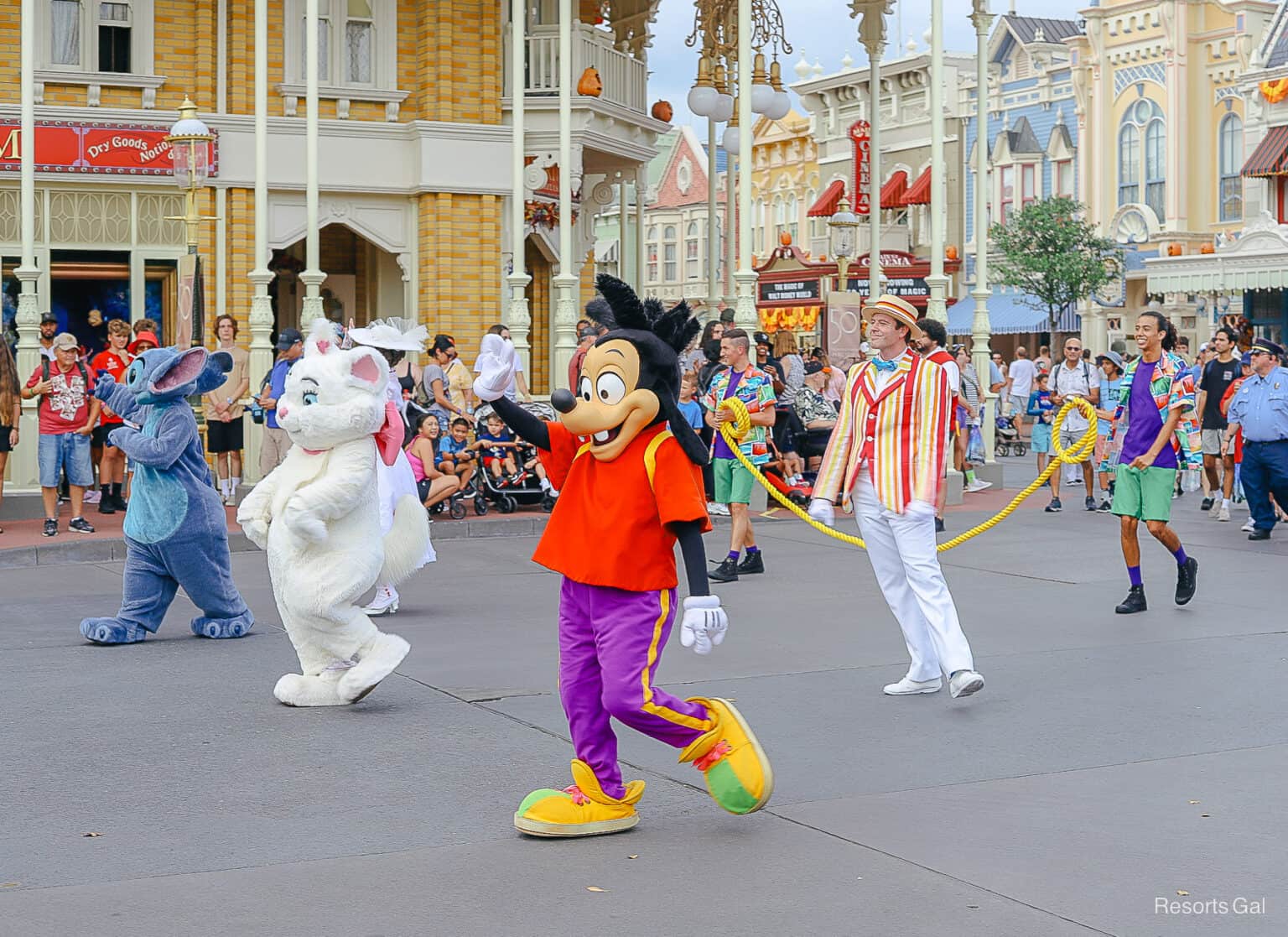 Meet Max Goof at Walt Disney World (Every Location) - Resorts Gal