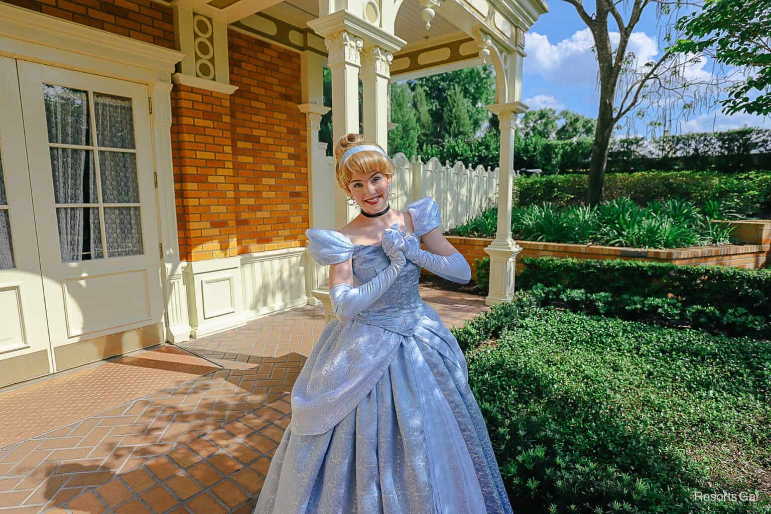 Where to Meet Cinderella at Walt Disney World (Every Location!)