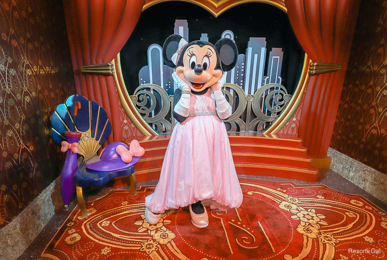 Meet Mickey and Minnie Mouse at Red Carpet Dreams