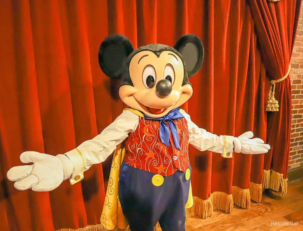 Meet Mickey Mouse the Magician at Town Square Theater (Magic Kingdom)