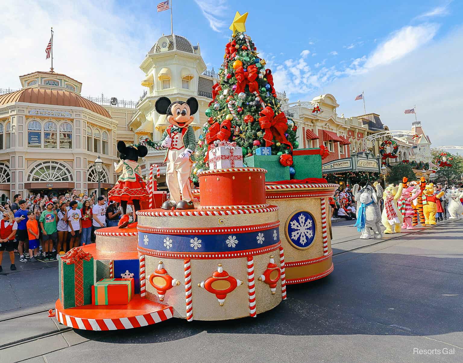 Where to Find Mickey Mouse at Walt Disney World (Every Location)