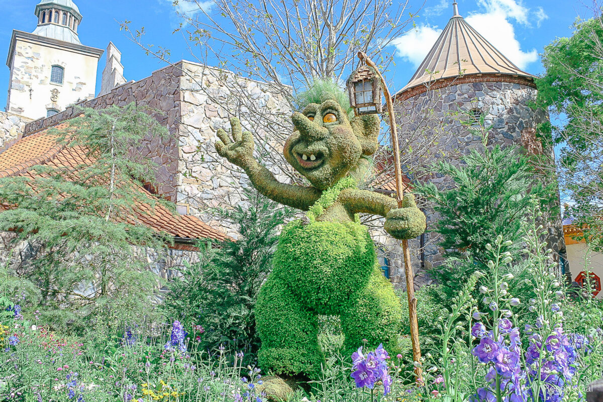 The Norway Pavilion Troll Topiary at Epcot (How It's Changed Through ...
