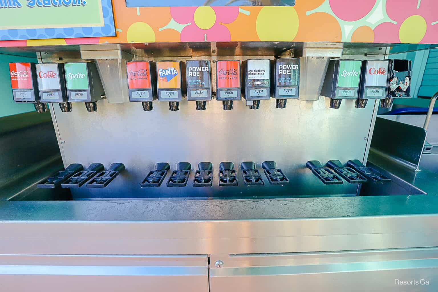 The 2 Places to Refill Rapid Fill Mugs at Disney's Pop Century Resort ...