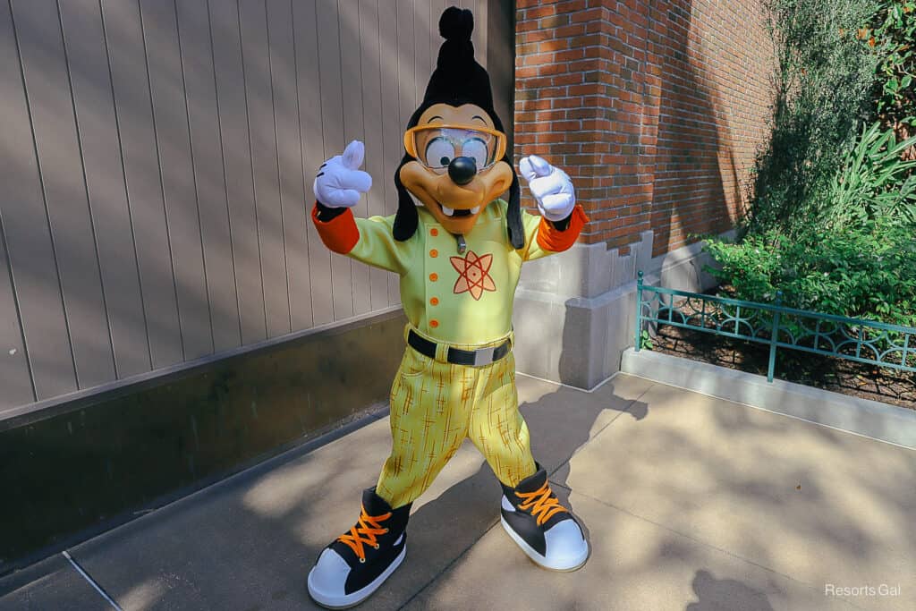 Where to Meet Powerline Max at Disney World