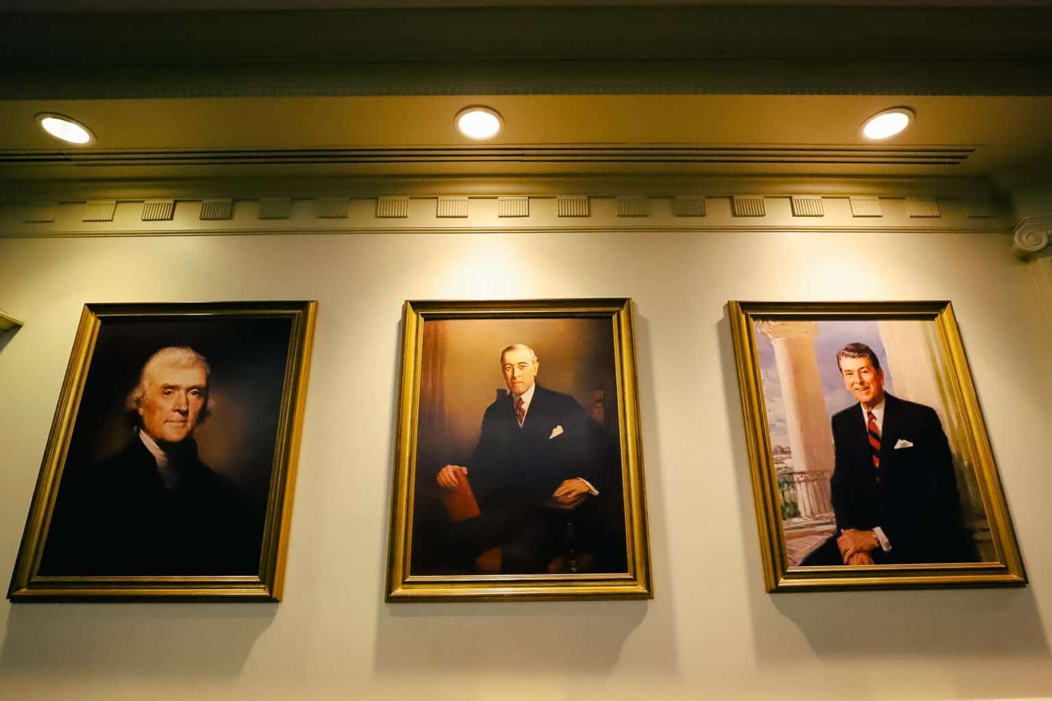 The Hall of Presidents at Magic Kingdom (An Attraction Guide)