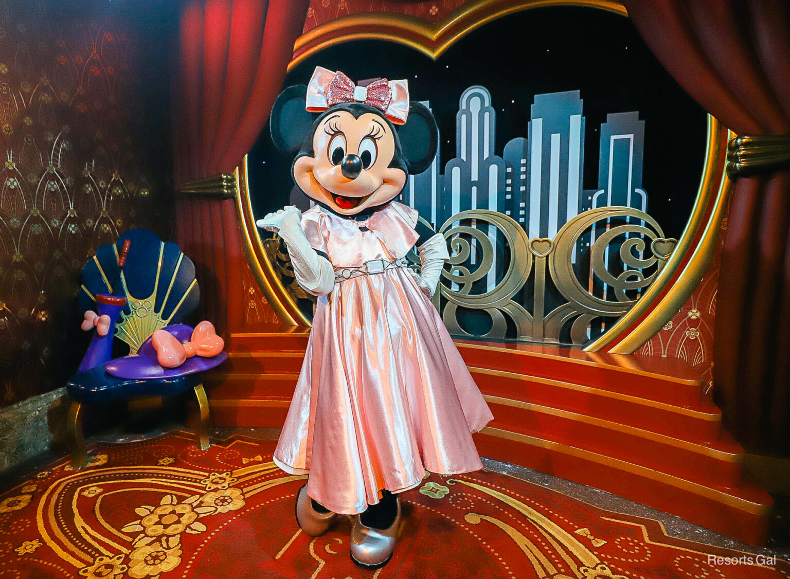 Meet Mickey and Minnie Mouse at Red Carpet Dreams