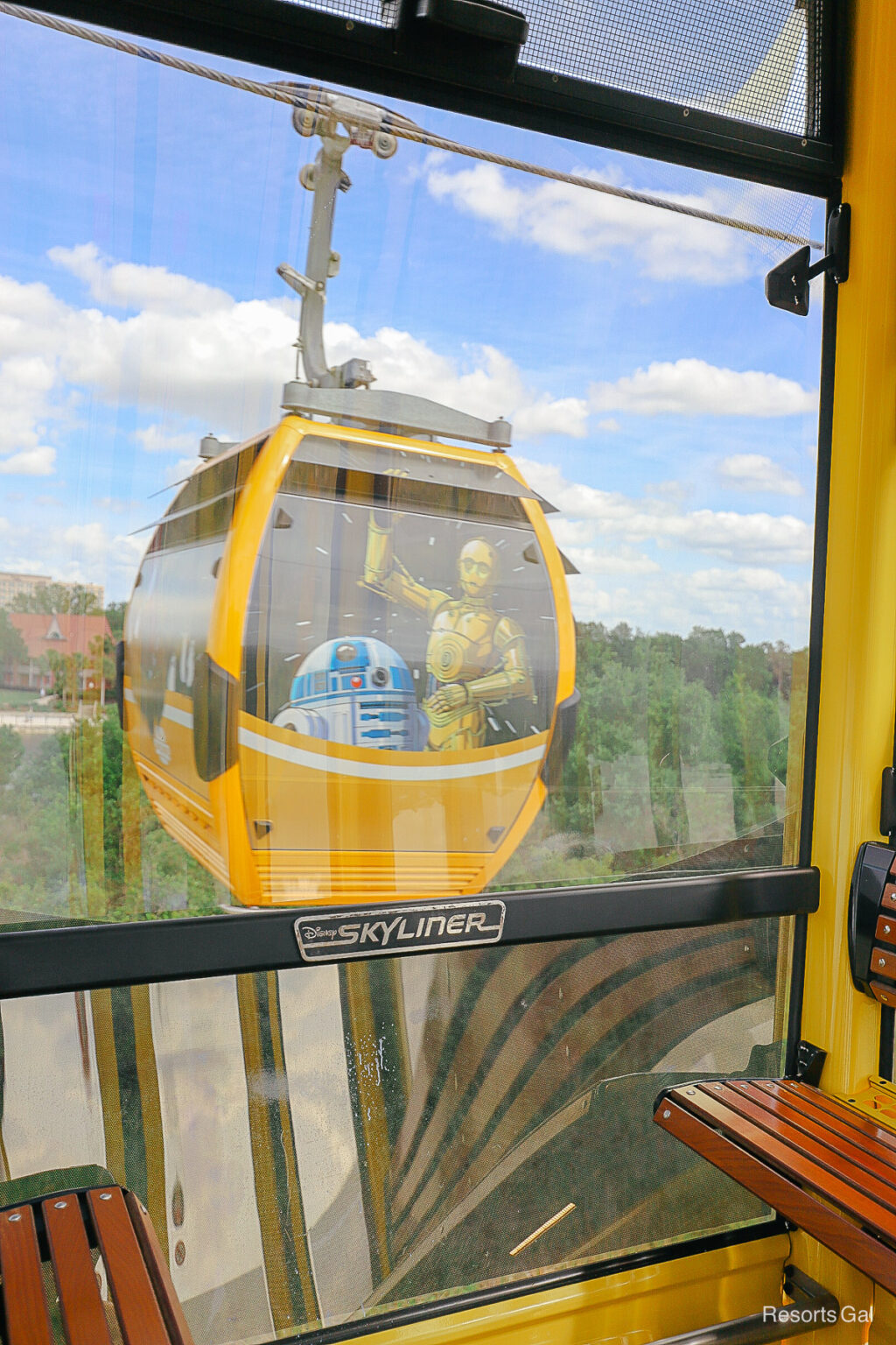 A Complete Guide to the Disney Skyliner (With Routes and Travel Times ...