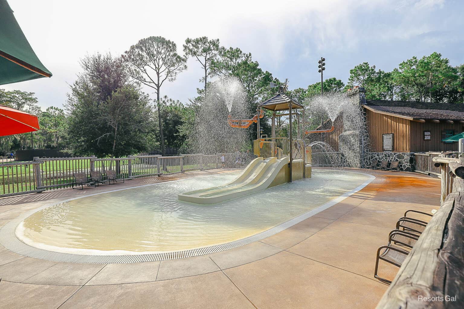 List of Splash Pads at Every Disney Resort Hotel (Photos, Locations ...
