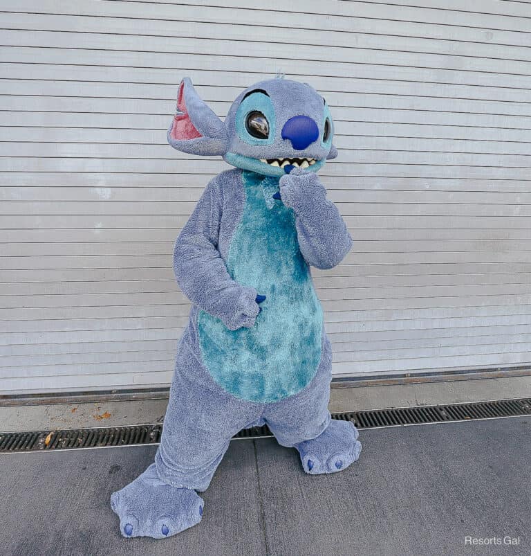 Meet Stitch in Tomorrowland (Near the Space Ranger Spin Exit) - Resorts Gal