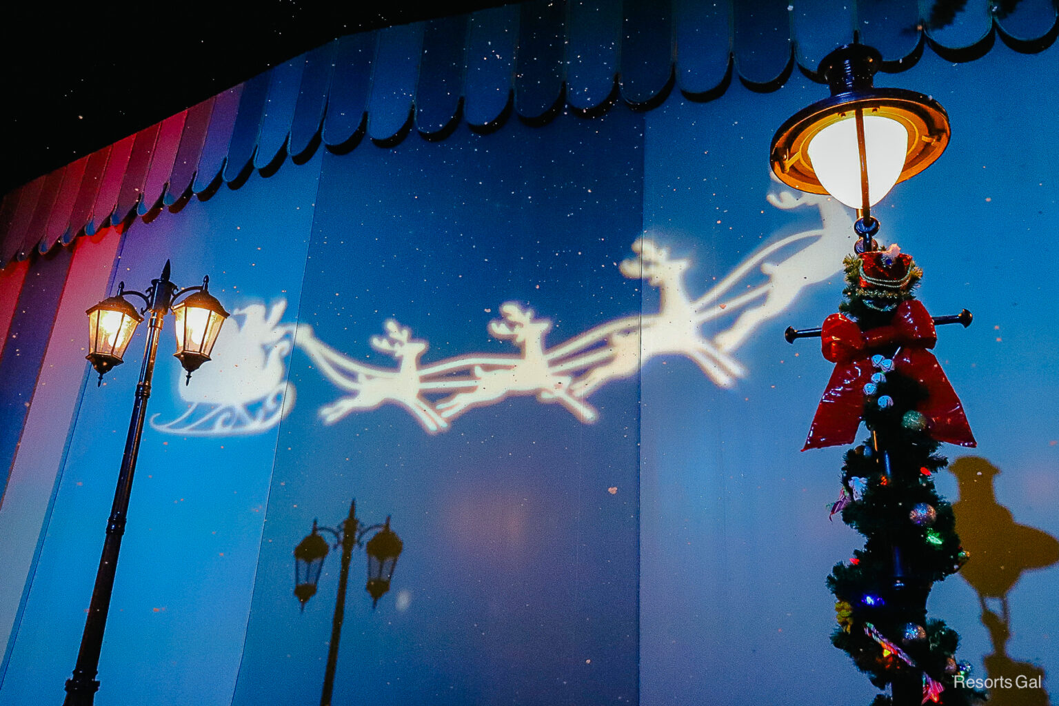 Don't Miss Santa's Christmas Carnival During Mickey's Christmas Party