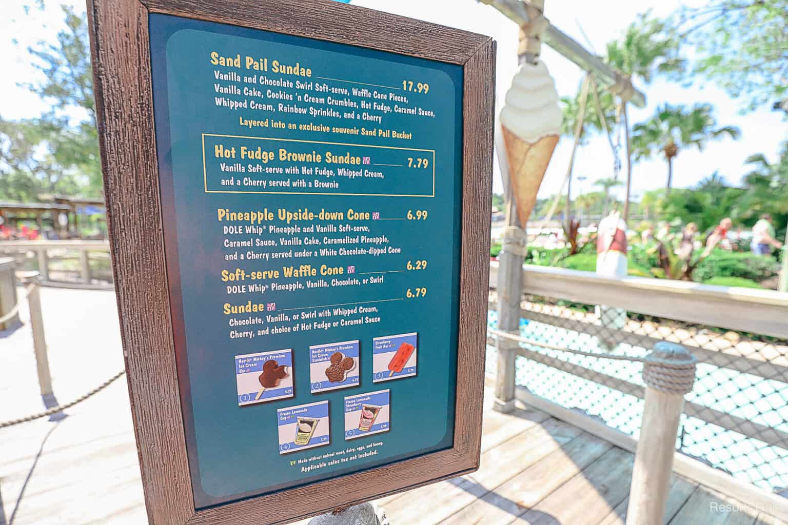 What to Eat at Disney's Typhoon Lagoon (Locations, Menus, and Food Photos)